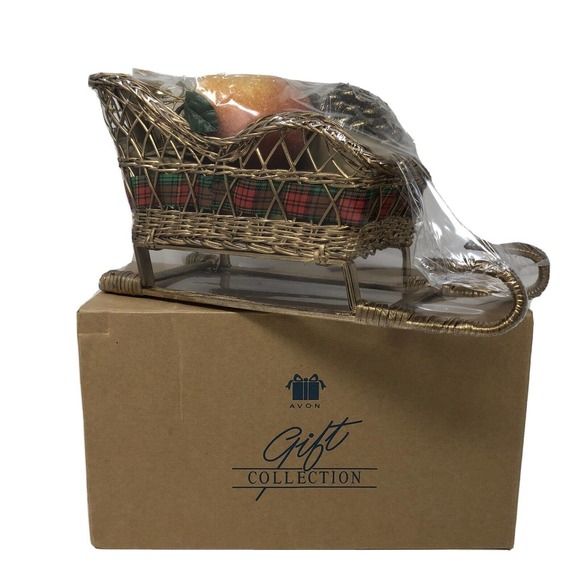 Avon | Holiday | Vintage Wicker Sleigh Christmas Decoration Fruit ...